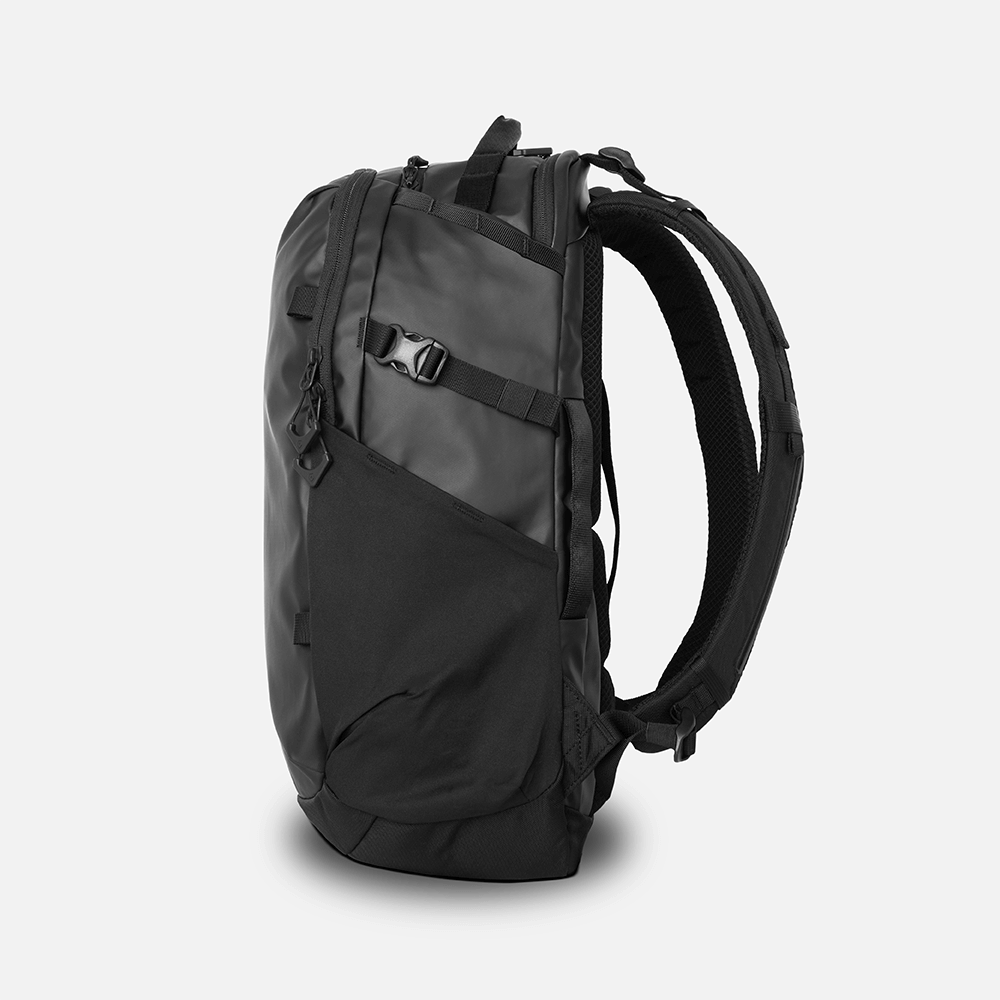 NIMBUS 18L in Black – WANDRD Gear