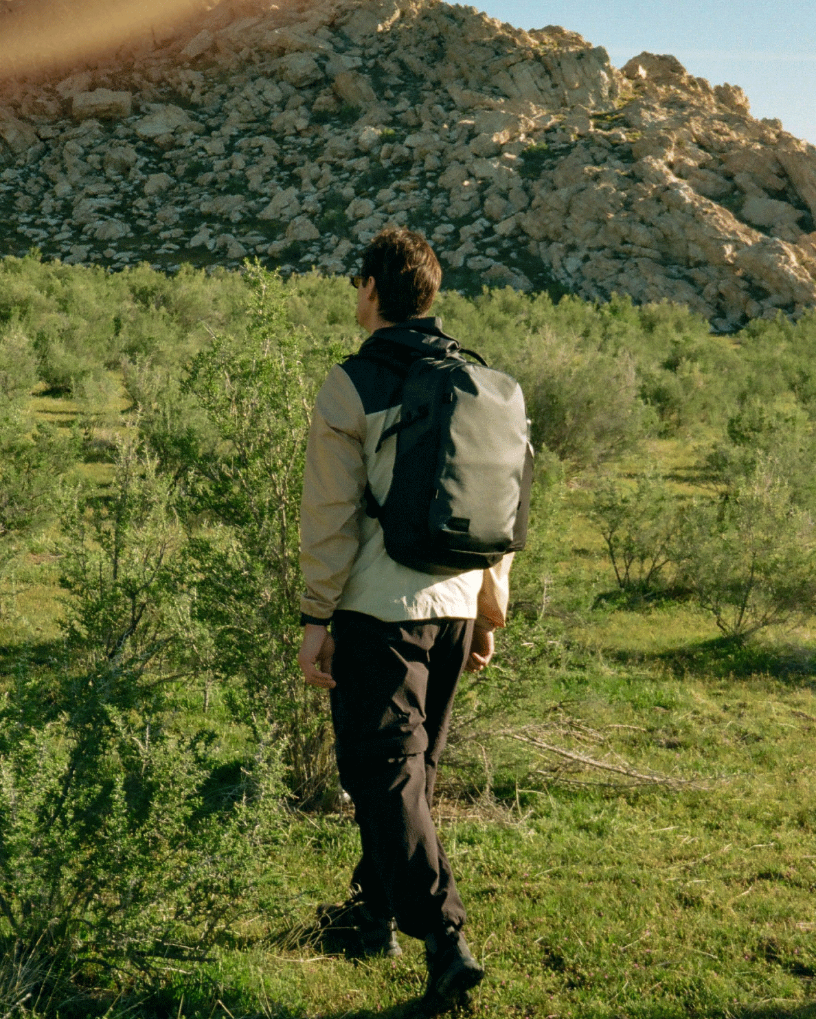 NIMBUS 18L in Black – WANDRD Gear